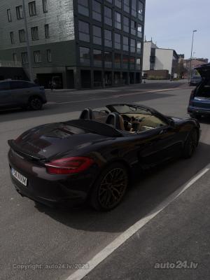 Brūns Porsche Boxster 2012 Tallina, ar dzinēja tilpumu 2.70 L un nobraukumu 251 tūkst. km par 39900 €, foto 12 vietnē AUTOMOTO.COM.LV