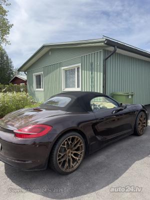 Brūns Porsche Boxster 2012 Tallina, ar dzinēja tilpumu 2.70 L un nobraukumu 251 tūkst. km par 39900 €, foto 15 vietnē AUTOMOTO.COM.LV