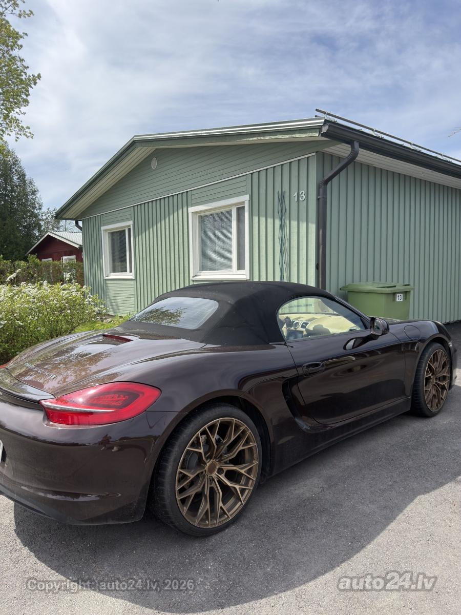 Brūns Porsche Boxster 2012 Tallina, ar dzinēja tilpumu 2.70 L un nobraukumu 251 tūkst. km par 39900 €, foto 15 vietnē AUTOMOTO.COM.LV