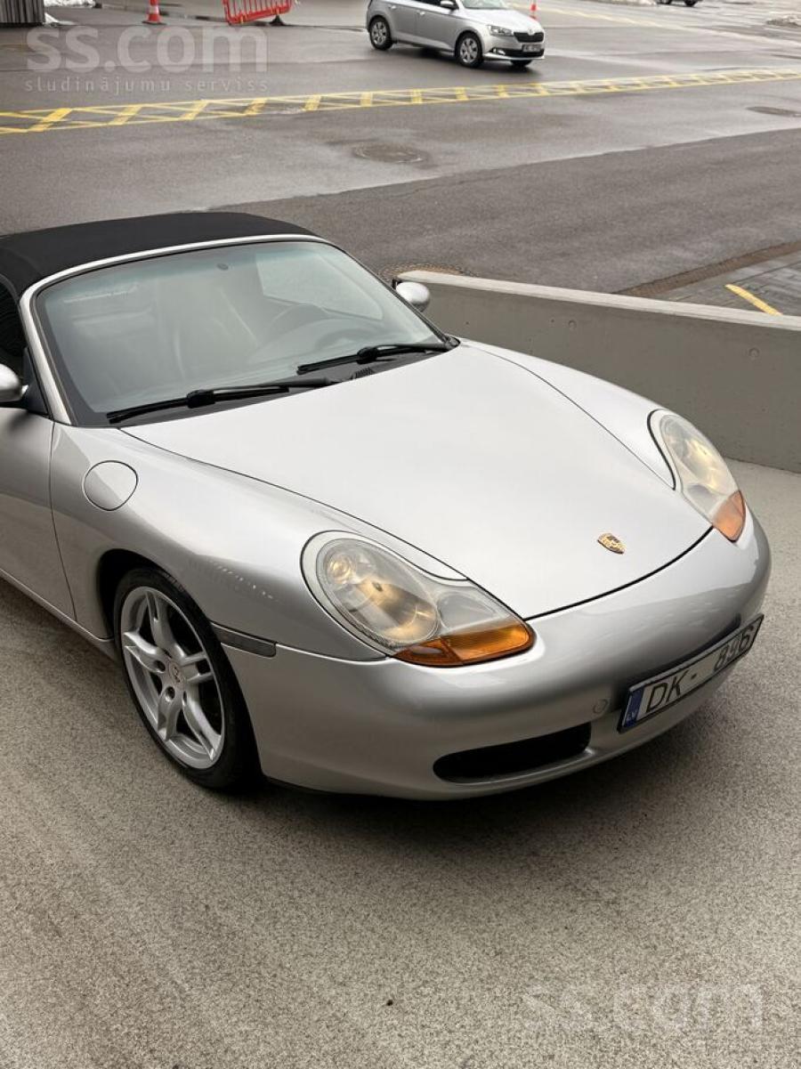 Porsche Boxster 1997 Rīga, ar dzinēja tilpumu 2.50 L un nobraukumu 126 tūkst. km par 13000 €, foto 18 vietnē AUTOMOTO.COM.LV