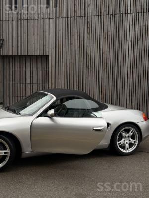 Porsche Boxster 1997 Rīga, ar dzinēja tilpumu 2.50 L un nobraukumu 126 tūkst. km par 13000 €, foto 20 vietnē AUTOMOTO.COM.LV