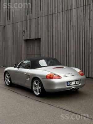Porsche Boxster 1997 Rīga, ar dzinēja tilpumu 2.50 L un nobraukumu 126 tūkst. km par 13000 €, foto 23 vietnē AUTOMOTO.COM.LV