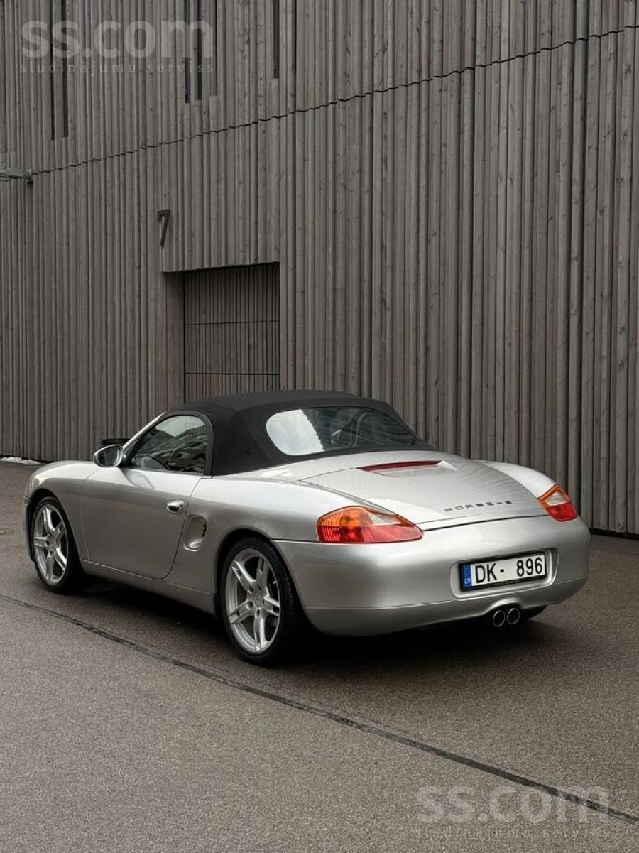 Porsche Boxster 1997 Rīga, ar dzinēja tilpumu 2.50 L un nobraukumu 126 tūkst. km par 13000 €, foto 23 vietnē AUTOMOTO.COM.LV