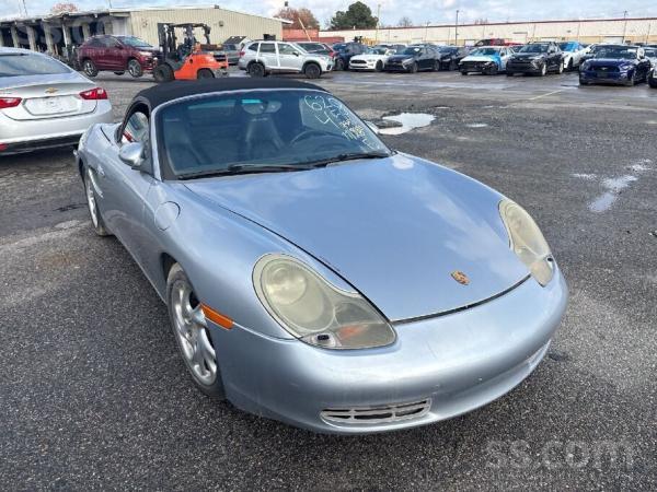 Porsche Boxster 2000 in Klaipeda, with an engine capacity of 2.70 L and mileage of 160 thousand km for 5200 €, photo 1 on AUTOMOTO.COM.LV