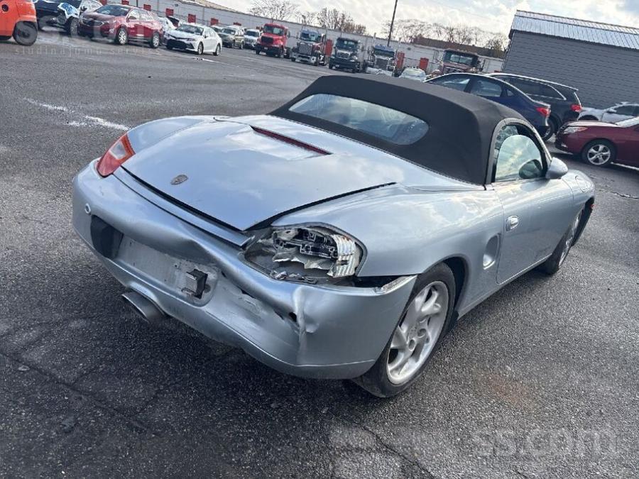 Porsche Boxster 2000 in Klaipeda, with an engine capacity of 2.70 L and mileage of 160 thousand km for 5200 €, photo 6 on AUTOMOTO.COM.LV