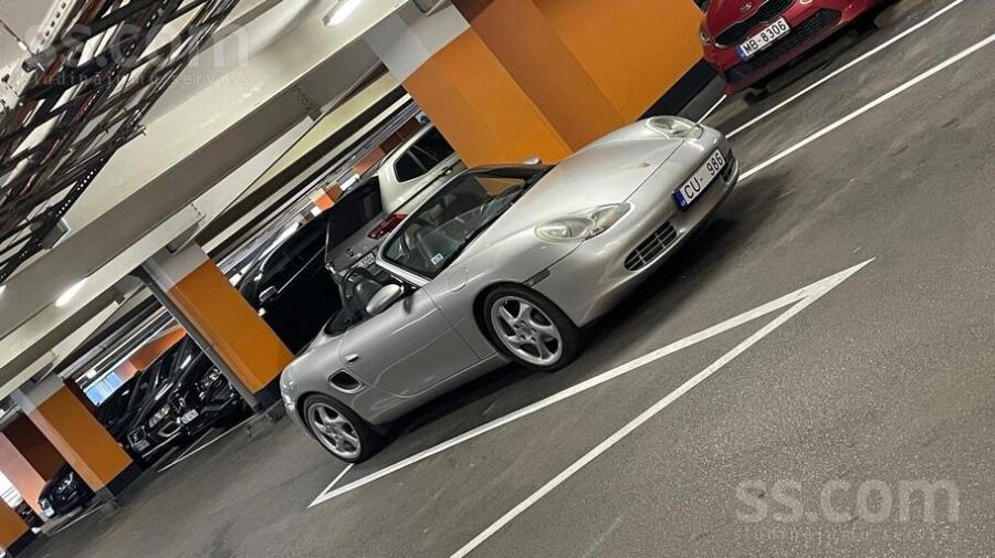Porsche Boxster 2000 in Riga, with an engine capacity of 2.70 L and mileage of 223 thousand km for 15123 €, photo 1 on AUTOMOTO.COM.LV