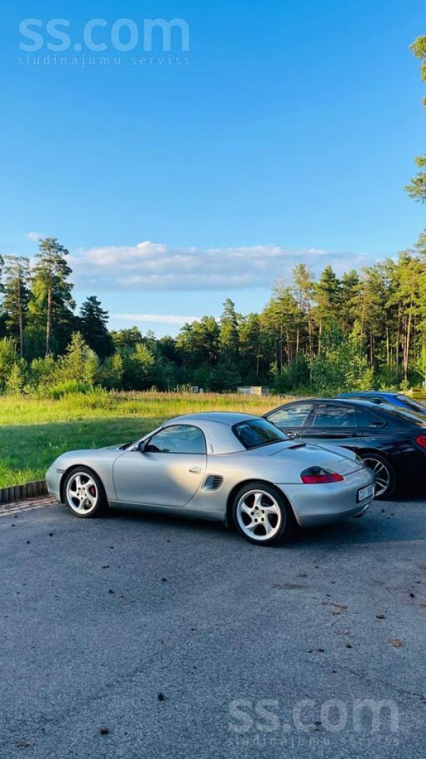 Porsche Boxster 2000 in Riga, with an engine capacity of 2.70 L and mileage of 223 thousand km for 15123 €, photo 3 on AUTOMOTO.COM.LV