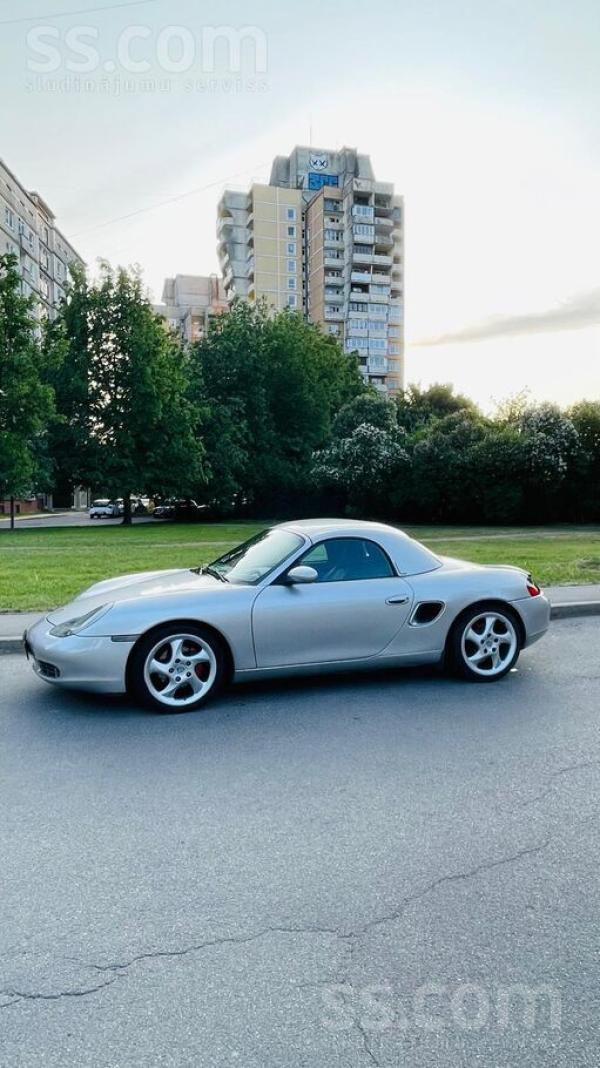 Porsche Boxster 2000 in Riga, with an engine capacity of 2.70 L and mileage of 223 thousand km for 15123 €, photo 9 on AUTOMOTO.COM.LV