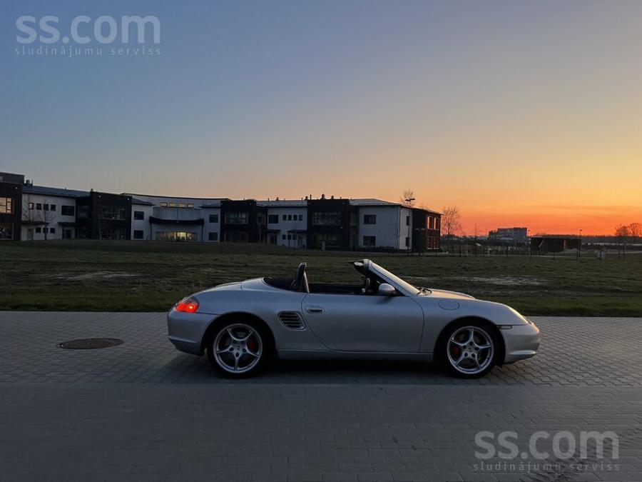 Porsche Boxster 2003 Rīga, ar dzinēja tilpumu 3.20 L un nobraukumu 146 tūkst. km par 21900 €, foto 2 vietnē AUTOMOTO.COM.LV