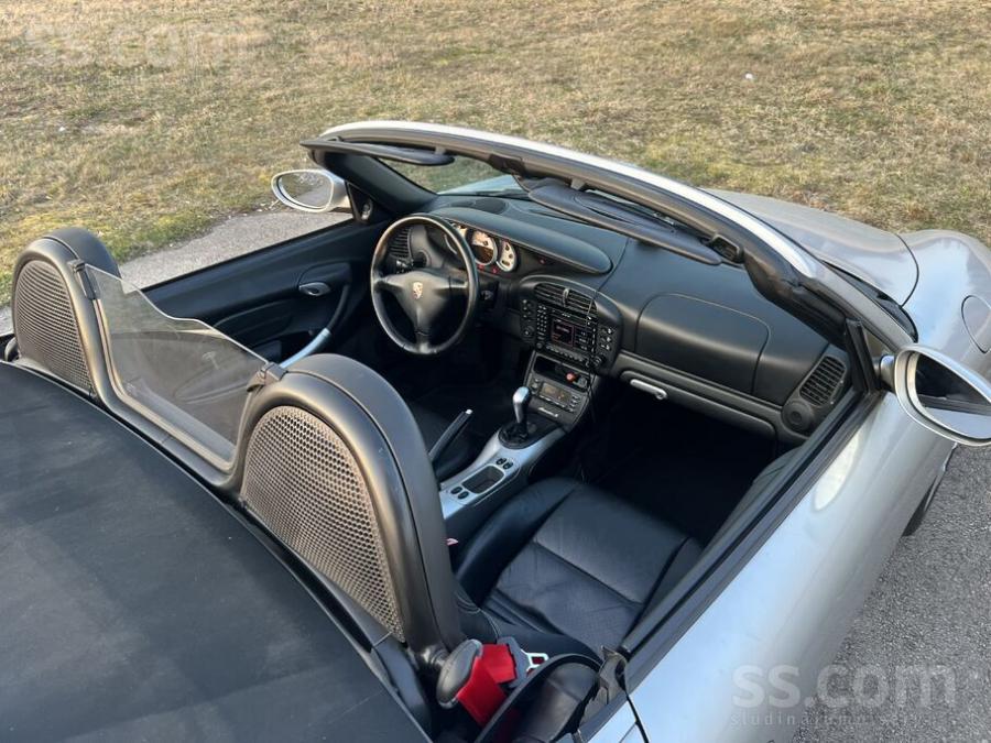 Porsche Boxster 2003 Rīga, ar dzinēja tilpumu 3.20 L un nobraukumu 146 tūkst. km par 21900 €, foto 4 vietnē AUTOMOTO.COM.LV