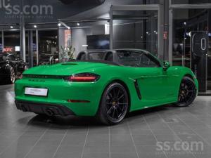 Zaļš Porsche Boxster 2022 Rīga, ar dzinēja tilpumu 4.00 L un nobraukumu 42 tūkst. km par 79900 €, foto 4 vietnē AUTOMOTO.COM.LV