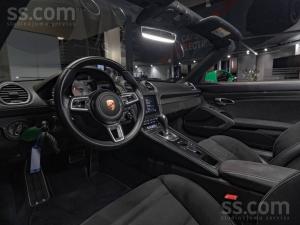 Zaļš Porsche Boxster 2022 Rīga, ar dzinēja tilpumu 4.00 L un nobraukumu 42 tūkst. km par 79900 €, foto 5 vietnē AUTOMOTO.COM.LV