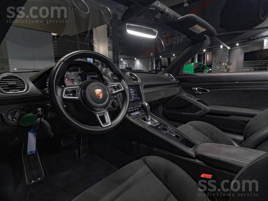 Zaļš Porsche Boxster 2022 Rīga, ar dzinēja tilpumu 4.00 L un nobraukumu 42 tūkst. km par 79900 €, foto 5 vietnē AUTOMOTO.COM.LV