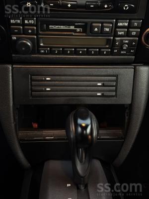Pelēks Porsche Boxster 1997 Rīga, ar dzinēja tilpumu 2.50 L un nobraukumu 126 tūkst. km par 11500 €, foto 8 vietnē AUTOMOTO.COM.LV