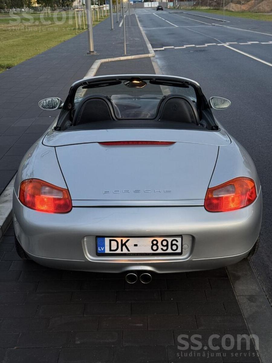 Pelēks Porsche Boxster 1997 Rīga, ar dzinēja tilpumu 2.50 L un nobraukumu 126 tūkst. km par 11500 €, foto 11 vietnē AUTOMOTO.COM.LV