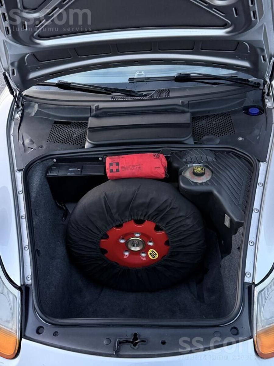 Pelēks Porsche Boxster 1997 Rīga, ar dzinēja tilpumu 2.50 L un nobraukumu 126 tūkst. km par 11500 €, foto 13 vietnē AUTOMOTO.COM.LV