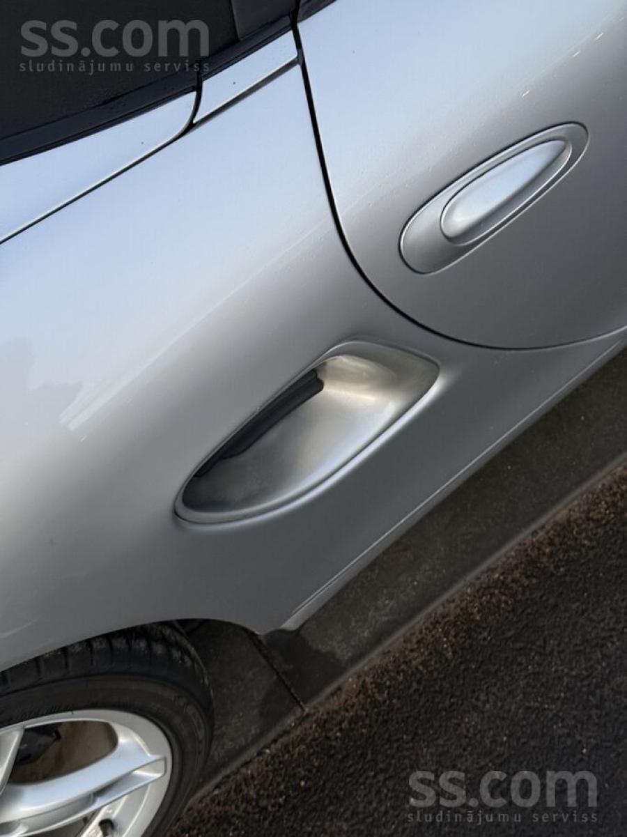 Pelēks Porsche Boxster 1997 Rīga, ar dzinēja tilpumu 2.50 L un nobraukumu 126 tūkst. km par 11500 €, foto 16 vietnē AUTOMOTO.COM.LV