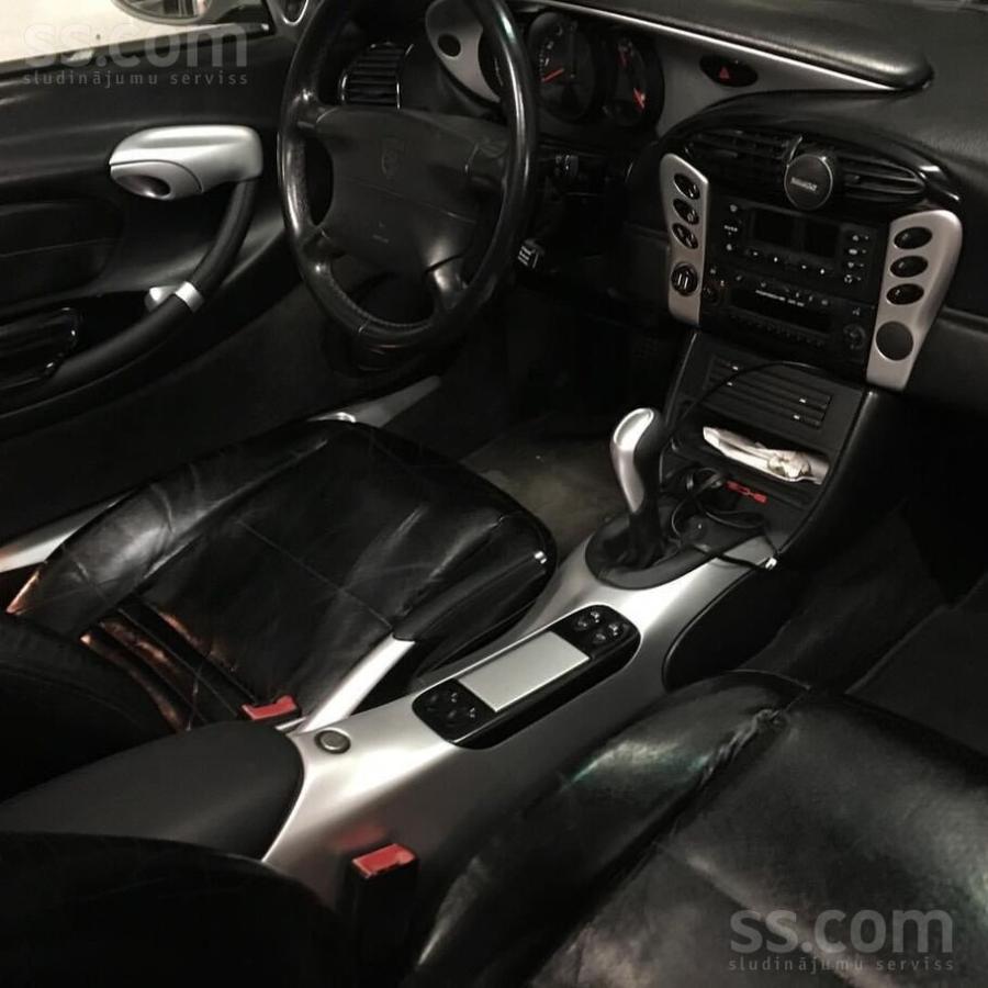 Pelēks Porsche Boxster 2000 Rīga, ar dzinēja tilpumu 2.70 L un nobraukumu 143 tūkst. km par 12500 €, foto 3 vietnē AUTOMOTO.COM.LV