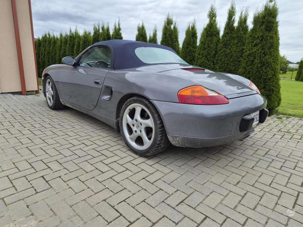 Grey Porsche Boxster 2001 in Kaunas, with an engine capacity of 2.69 L and mileage of 188 thousand km for 10900 €, photo 4 on AUTOMOTO.COM.LV