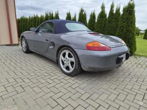 Grey Porsche Boxster 2001 in Kaunas, with an engine capacity of 2.69 L and mileage of 188 thousand km for 10900 €, photo 5 on AUTOMOTO.COM.LV