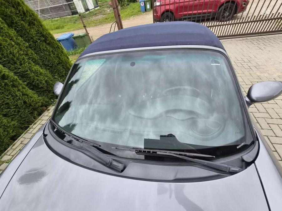Grey Porsche Boxster 2001 in Kaunas, with an engine capacity of 2.69 L and mileage of 188 thousand km for 10900 €, photo 14 on AUTOMOTO.COM.LV