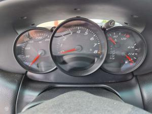 Grey Porsche Boxster 2001 in Kaunas, with an engine capacity of 2.69 L and mileage of 188 thousand km for 10900 €, photo 17 on AUTOMOTO.COM.LV
