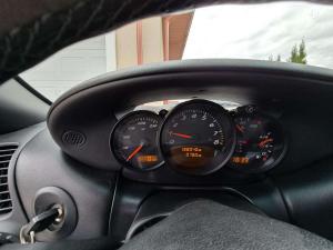 Grey Porsche Boxster 2001 in Kaunas, with an engine capacity of 2.69 L and mileage of 188 thousand km for 10900 €, photo 24 on AUTOMOTO.COM.LV