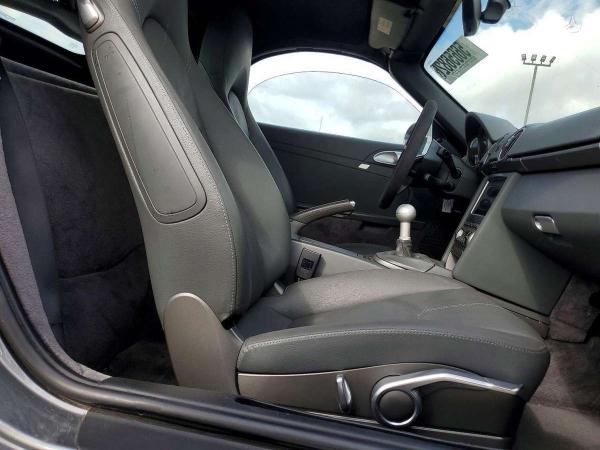 Grey Porsche Boxster 2007 in Siauliai, with an engine capacity of 2.69 L and mileage of 149 thousand km for 9999 €, photo 10 on AUTOMOTO.COM.LV