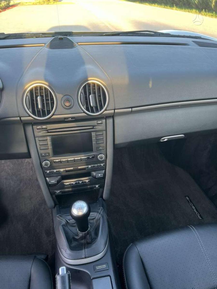 Pelēks Porsche Boxster 2010 Alīta, ar dzinēja tilpumu 2.90 L un nobraukumu 194 tūkst. km par 21900 €, foto 15 vietnē AUTOMOTO.COM.LV
