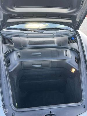 Pelēks Porsche Boxster 2010 Alīta, ar dzinēja tilpumu 2.90 L un nobraukumu 194 tūkst. km par 21900 €, foto 18 vietnē AUTOMOTO.COM.LV