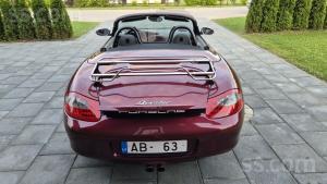 Red Porsche Boxster 1997 in Riga, with an engine capacity of 2.70 L and mileage of 160 thousand km for 15000 €, photo 7 on AUTOMOTO.COM.LV