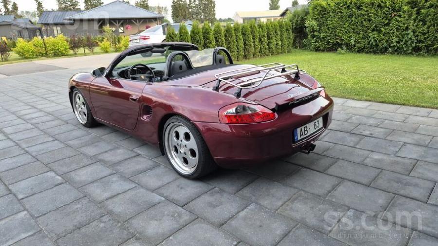 Red Porsche Boxster 1997 in Riga, with an engine capacity of 2.70 L and mileage of 160 thousand km for 15000 €, photo 8 on AUTOMOTO.COM.LV