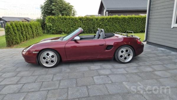 Red Porsche Boxster 1997 in Riga, with an engine capacity of 2.70 L and mileage of 160 thousand km for 15000 €, photo 8 on AUTOMOTO.COM.LV