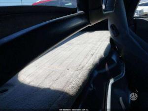 Sarkans Porsche Boxster 2000 Klaipėda, ar dzinēja tilpumu 0.00 L un nobraukumu 134 tūkst. km par 4600 €, foto 9 vietnē AUTOMOTO.COM.LV