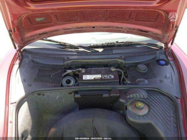 Sarkans Porsche Boxster 2000 Klaipėda, ar dzinēja tilpumu 0.00 L un nobraukumu 134 tūkst. km par 4600 €, foto 10 vietnē AUTOMOTO.COM.LV