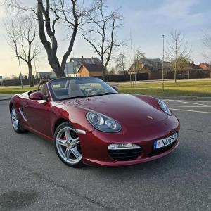 Red Porsche Boxster 2010 in Ukmerge, with an engine capacity of 3.44 L and mileage of 19 thousand km for 29999 €, photo  on AUTOMOTO.COM.LV
