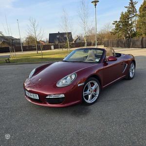 Red Porsche Boxster 2010 in Ukmerge, with an engine capacity of 3.44 L and mileage of 19 thousand km for 29999 €, photo 4 on AUTOMOTO.COM.LV