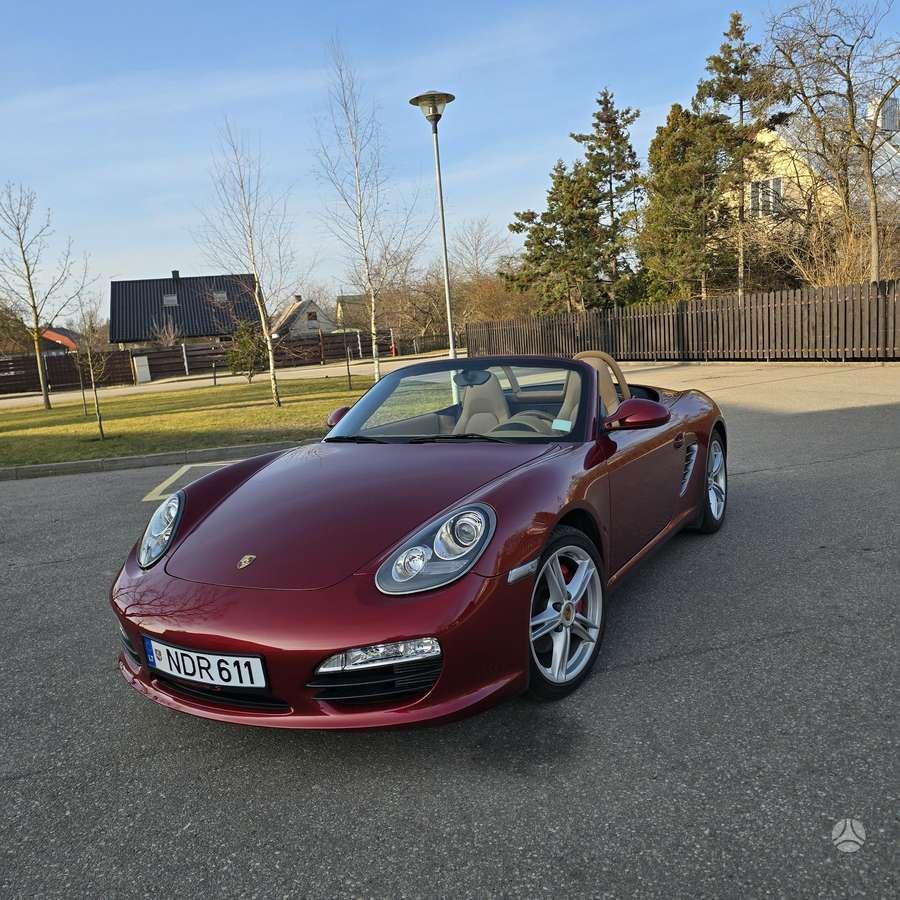 Red Porsche Boxster 2010 in Ukmerge, with an engine capacity of 3.44 L and mileage of 19 thousand km for 29999 €, photo 5 on AUTOMOTO.COM.LV