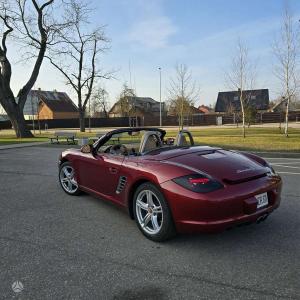 Red Porsche Boxster 2010 in Ukmerge, with an engine capacity of 3.44 L and mileage of 19 thousand km for 29999 €, photo 9 on AUTOMOTO.COM.LV