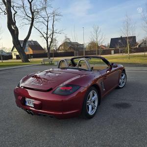Red Porsche Boxster 2010 in Ukmerge, with an engine capacity of 3.44 L and mileage of 19 thousand km for 29999 €, photo 11 on AUTOMOTO.COM.LV