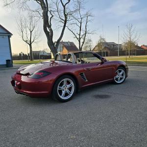 Red Porsche Boxster 2010 in Ukmerge, with an engine capacity of 3.44 L and mileage of 19 thousand km for 29999 €, photo 14 on AUTOMOTO.COM.LV
