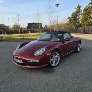 Red Porsche Boxster 2010 in Ukmerge, with an engine capacity of 3.44 L and mileage of 19 thousand km for 29999 €, photo 15 on AUTOMOTO.COM.LV