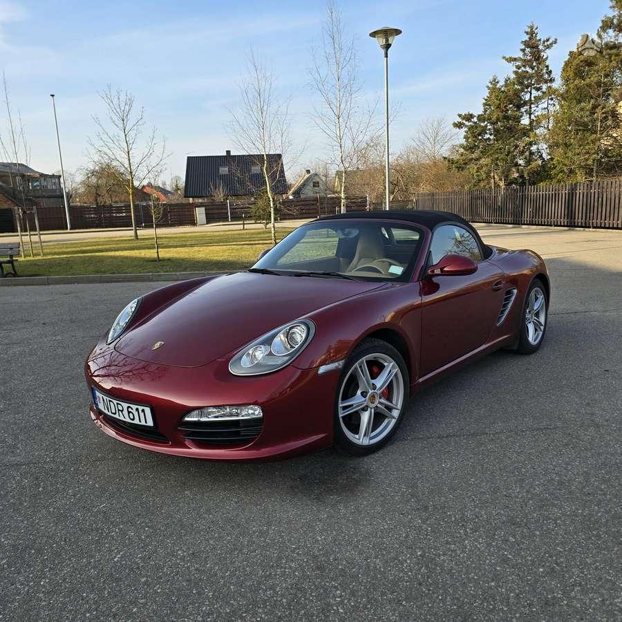 Red Porsche Boxster 2010 in Ukmerge, with an engine capacity of 3.44 L and mileage of 19 thousand km for 29999 €, photo 15 on AUTOMOTO.COM.LV