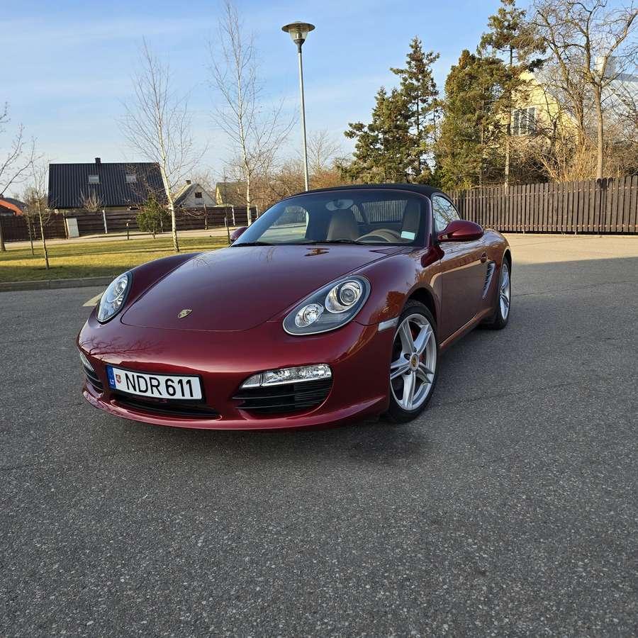 Red Porsche Boxster 2010 in Ukmerge, with an engine capacity of 3.44 L and mileage of 19 thousand km for 29999 €, photo 16 on AUTOMOTO.COM.LV