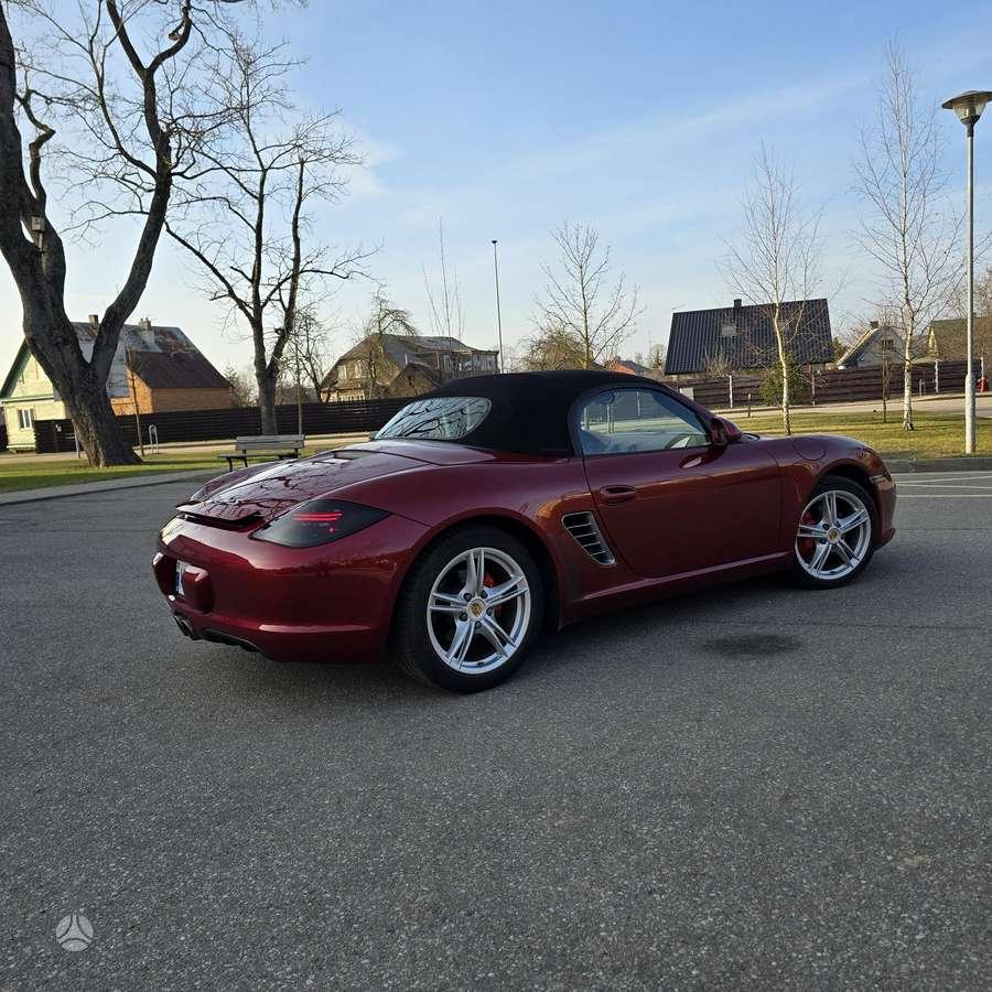 Red Porsche Boxster 2010 in Ukmerge, with an engine capacity of 3.44 L and mileage of 19 thousand km for 29999 €, photo 19 on AUTOMOTO.COM.LV