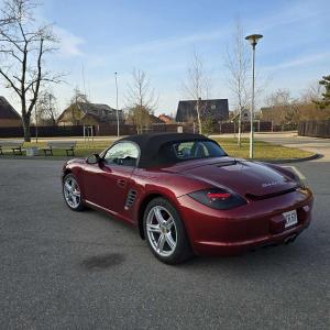 Red Porsche Boxster 2010 in Ukmerge, with an engine capacity of 3.44 L and mileage of 19 thousand km for 29999 €, photo 21 on AUTOMOTO.COM.LV