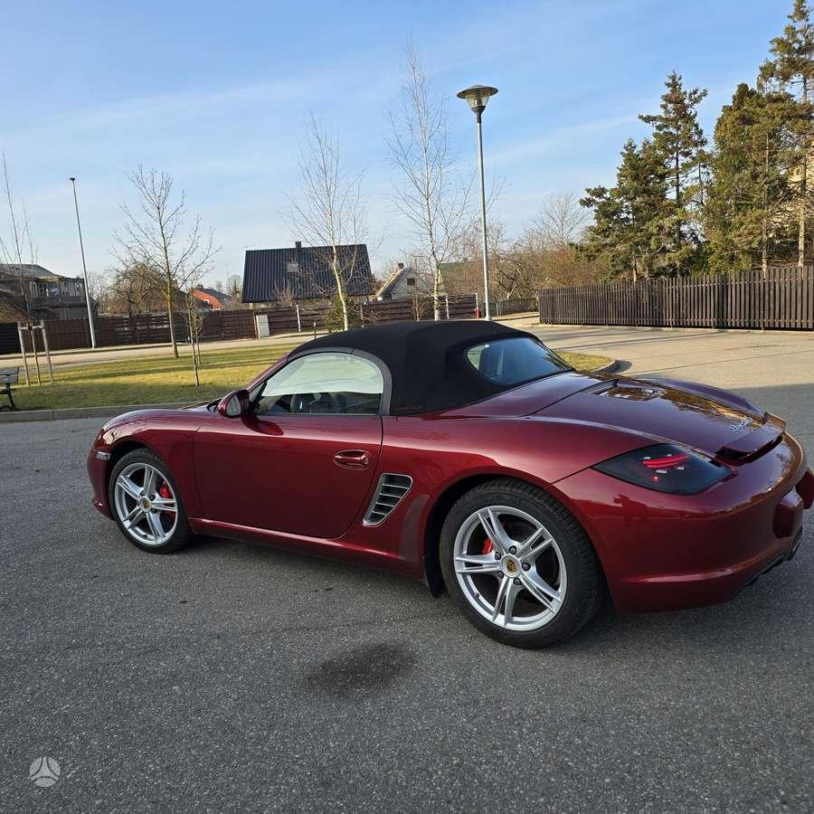 Red Porsche Boxster 2010 in Ukmerge, with an engine capacity of 3.44 L and mileage of 19 thousand km for 29999 €, photo 23 on AUTOMOTO.COM.LV