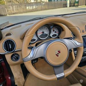 Red Porsche Boxster 2010 in Ukmerge, with an engine capacity of 3.44 L and mileage of 19 thousand km for 29999 €, photo 29 on AUTOMOTO.COM.LV