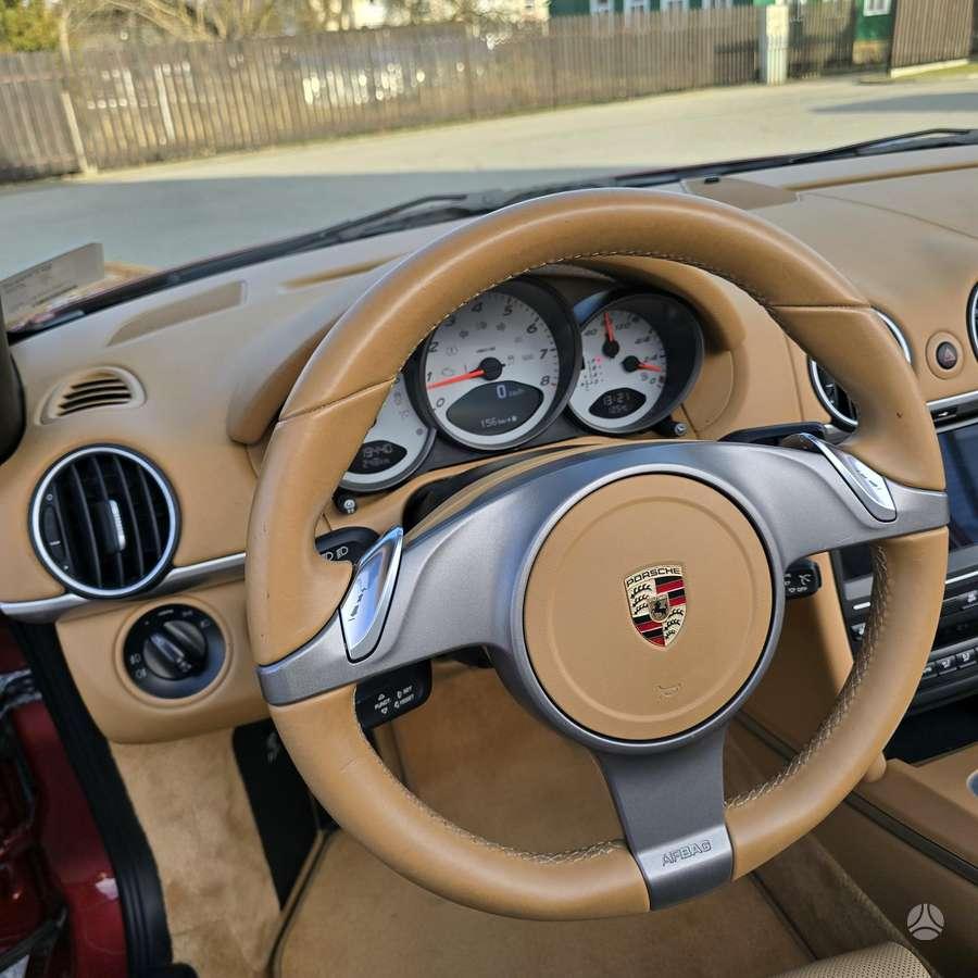 Red Porsche Boxster 2010 in Ukmerge, with an engine capacity of 3.44 L and mileage of 19 thousand km for 29999 €, photo 29 on AUTOMOTO.COM.LV