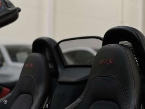 Красный Порше Бокстер 2018 в Вильнюс, объемом двигателя 2.50 л и пробегом 53 тыс. км за 58000 €, фото 19 на AUTOMOTO.COM.LV